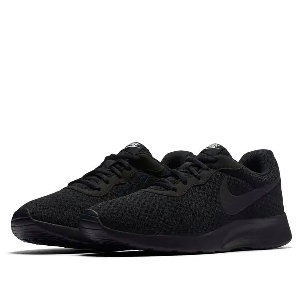 Nike Tanjun Low Top Sneakers - Black