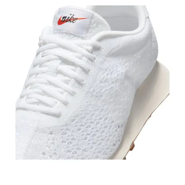 Nike Ld-1000 Flyknit Sneakers