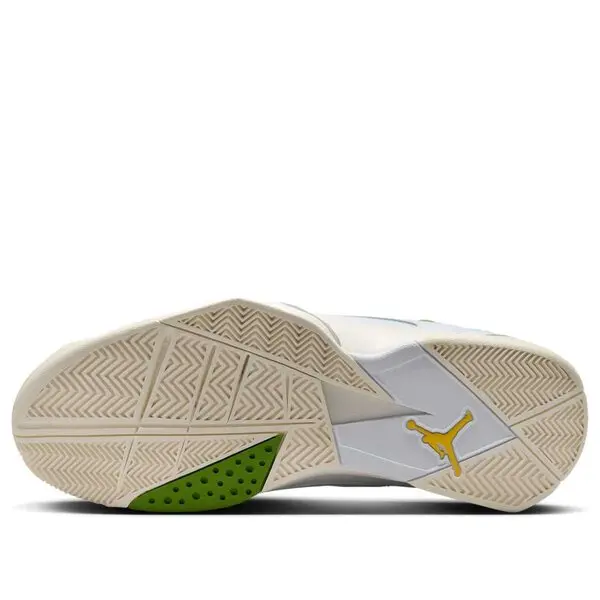 JORDAN True Flight "chlorophyll" Sneakers - White/sail/lightning