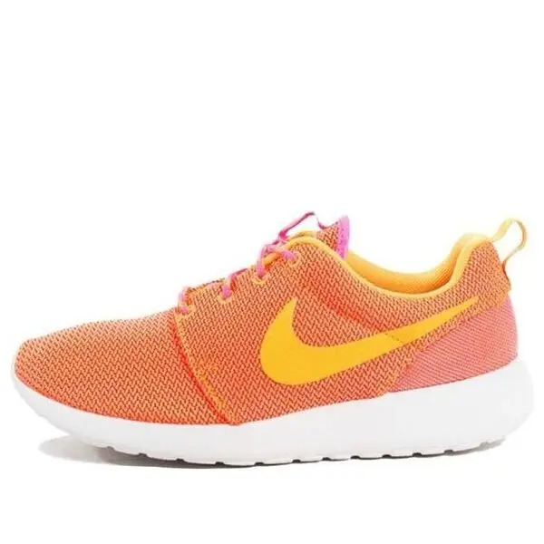 Nike Rosherun 'atomic Mango' Athletic Shoes - Orange/white