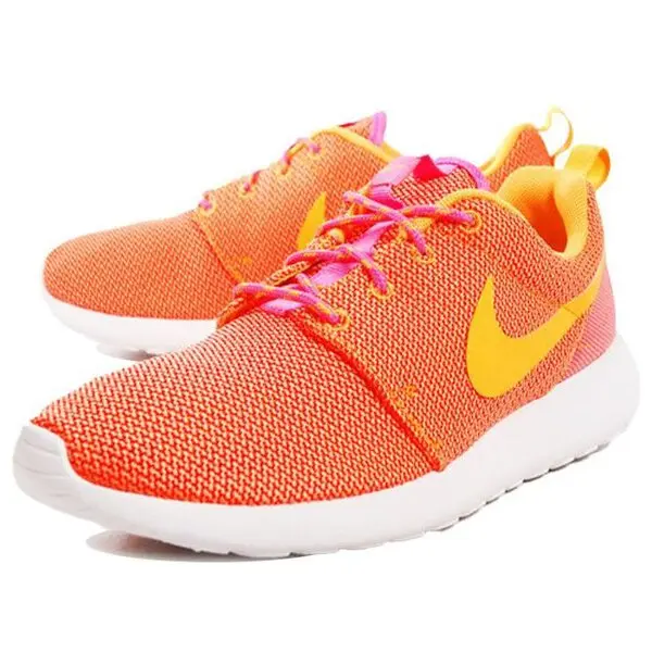 Nike Rosherun 'atomic Mango' Athletic Shoes - Orange/white