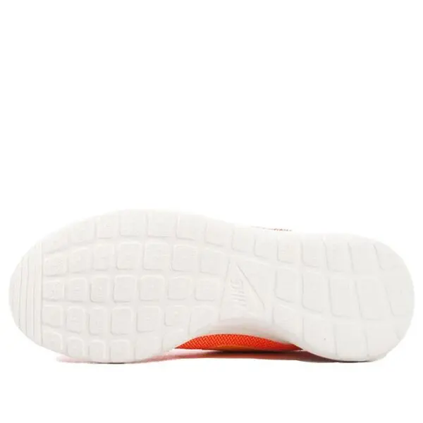 Nike Rosherun 'atomic Mango' Athletic Shoes - Orange/white