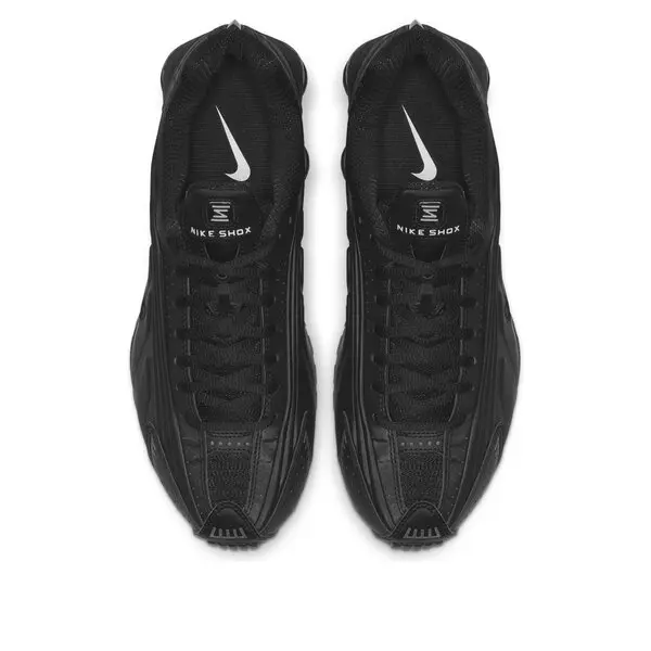 Nike Shox R4 'triple Matte' Sneakers - Black