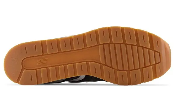 NEW BALANCE 996v2 Low Top Sneakers - Brown