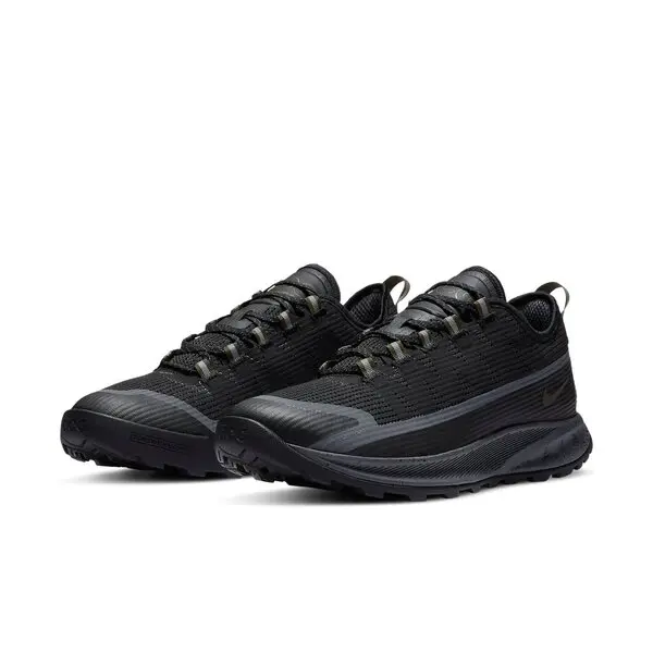 Nike Air Nasu Sneakers