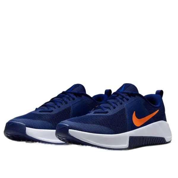Nike Mc Trainer 3 Athletic Sneakers