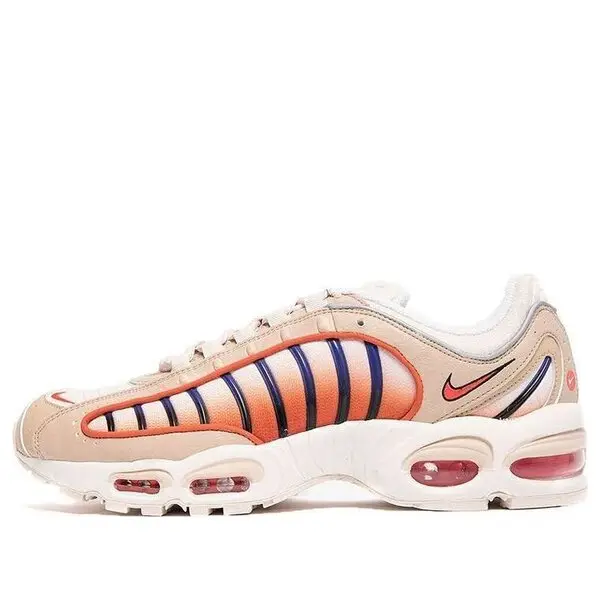 Nike Max Tailwind Sneakers