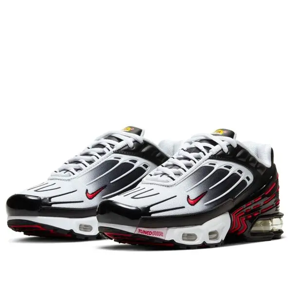Nike Max Plus 3 Sneakers - Black/white/red
