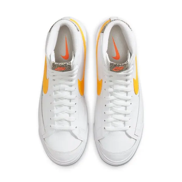 Nike Blazer Mid '77 Vintage "space Hippie" Sneakers - White