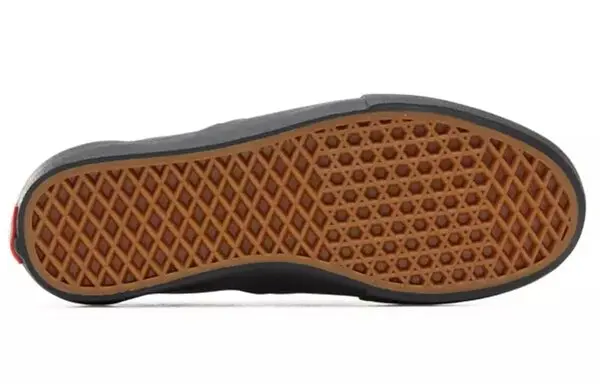 VANS Slip-on Pro "blackout" Sneakers