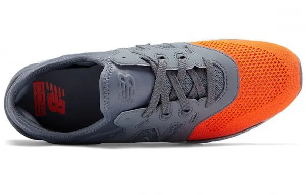 NEW BALANCE 009 Sneakers