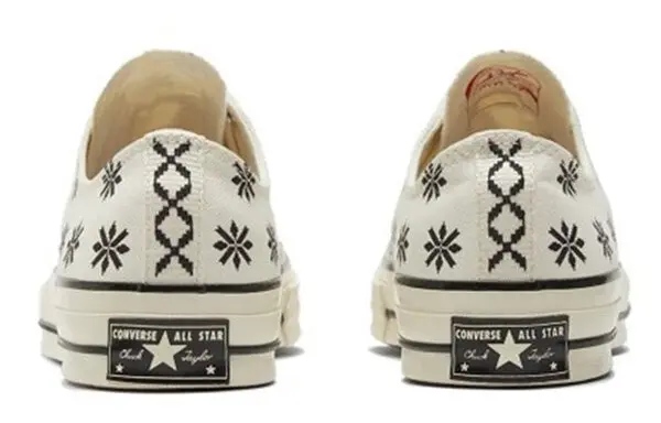 CONVERSE Chuck 70 "holiday Sweater" Low Top Sneakers - Black/white
