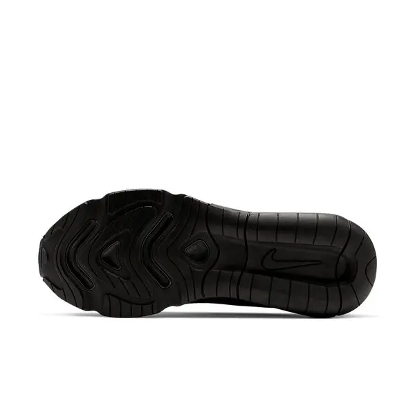 Nike Max 200 Sneakers