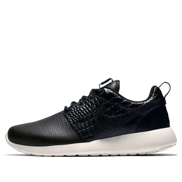Nike Roshe One Lx " Ivory" Sneakers