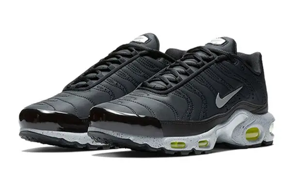 Nike Max Plus Premium Sneakers - Black/grey