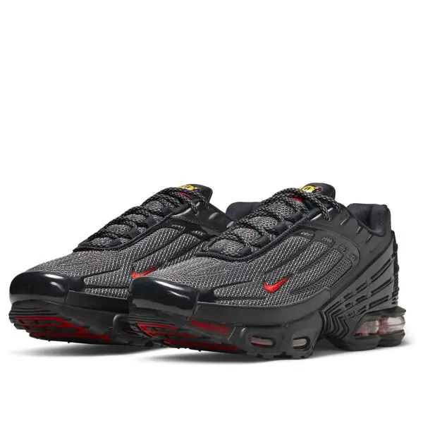Nike Max Plus 3 "bred" Sneakers - Black/red