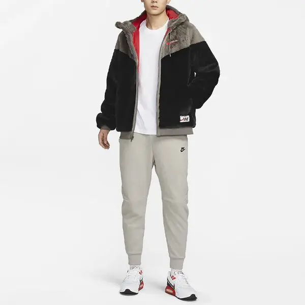 Nike Fur Windrunner