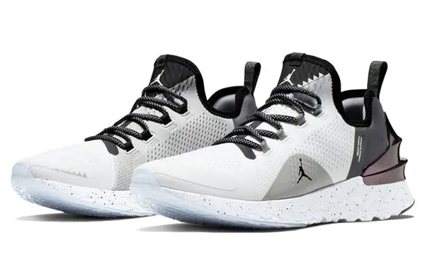 JORDAN React Havoc Sneakers