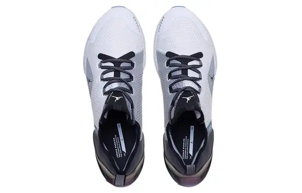 JORDAN React Havoc Sneakers