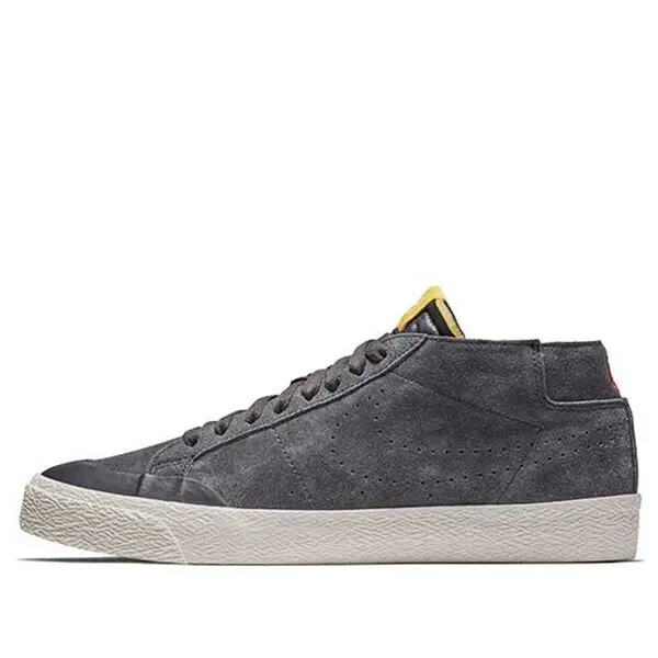 Nike Zoom Blazer Chukka Xt Sb Sneakers