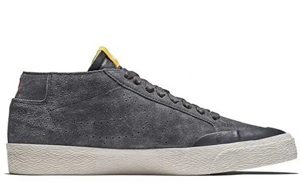 Nike Zoom Blazer Chukka Xt Sb Sneakers