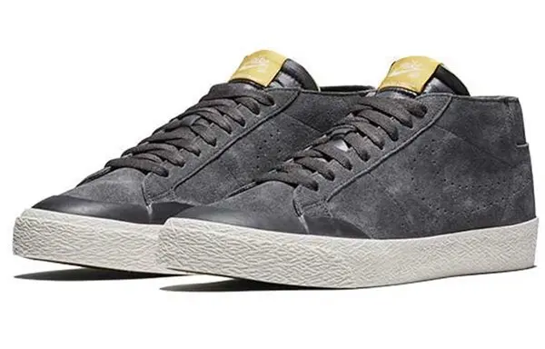Nike Zoom Blazer Chukka Xt Sb Sneakers
