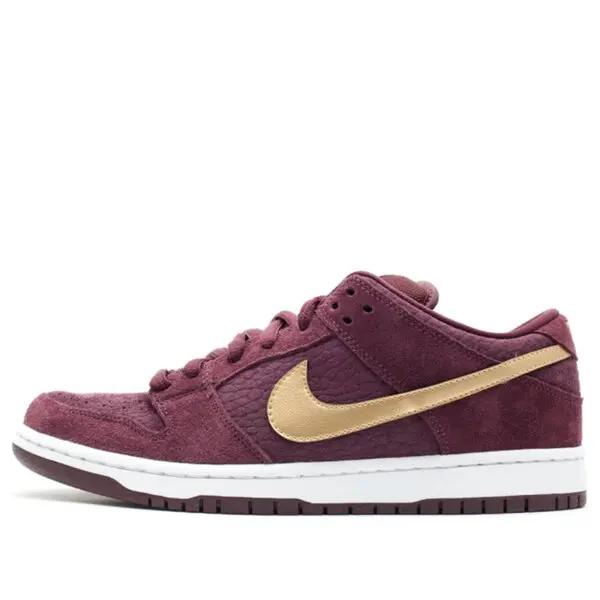 Nike Dunk Low Pro "uk Passport" Sneakers - Red