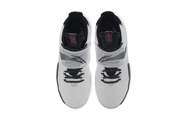 LI-NING Sonic 9 Athletic Sneakers