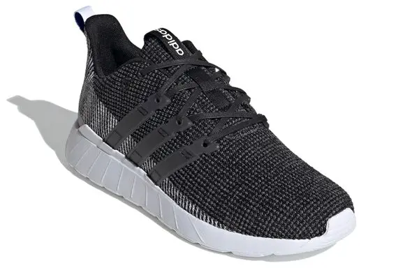 Adidas Questar Flow Sneakers