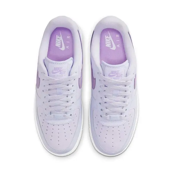 Nike Force 1 '07 Essential Sneakers