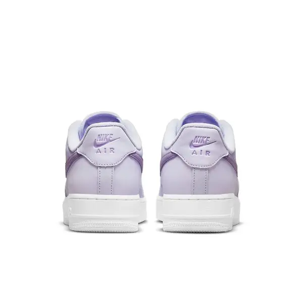Nike Force 1 '07 Essential Sneakers
