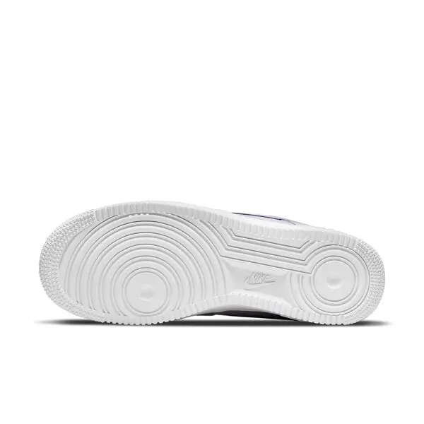 Nike Force 1 '07 Essential Sneakers