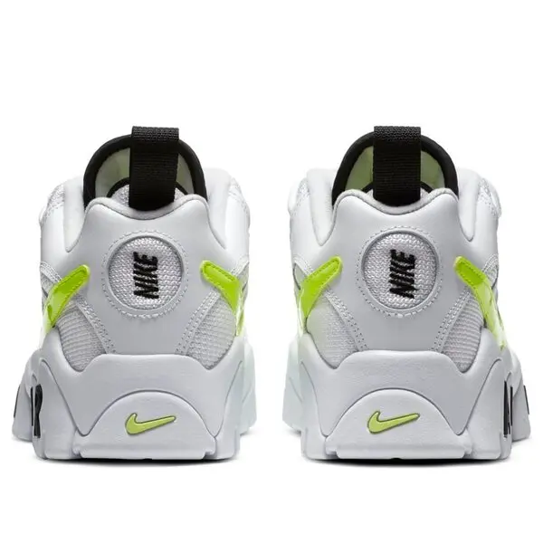 Nike Barrage Low Sneakers