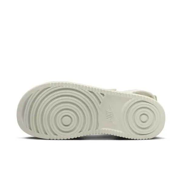 Nike Icon Classic Se Platform Sandals - Beige