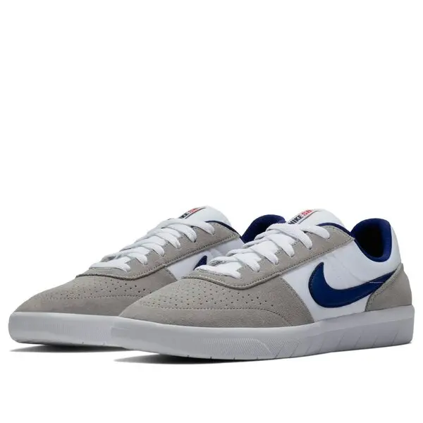 Nike Team Classic Sb Sneakers - Grey