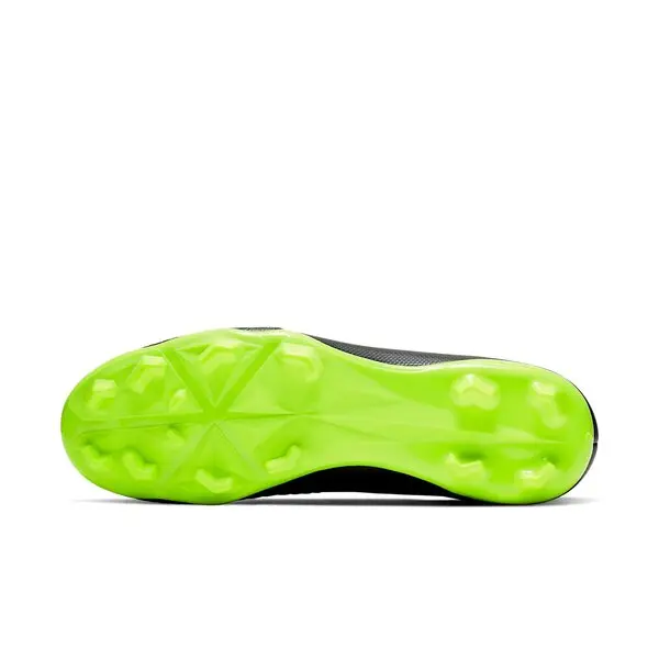 Nike Phantom Venom Club Fg Football Boots - Black/volt