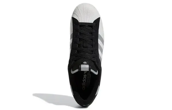 Adidas Superstar Sneakers