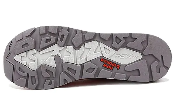 NEW BALANCE 580 Low Top Sneakers - Orange