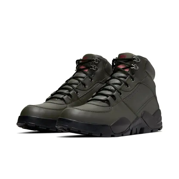 Nike Rhyodomo Sequoia High Top Boots - Black