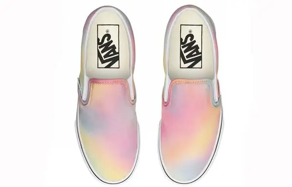 VANS Classic Slip-on "aura Shift" Sneakers - Multi-color