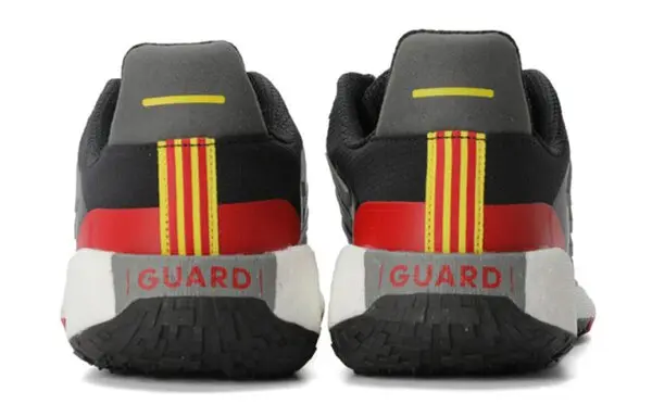 Adidas Pulseboost Hd Guard Low Top Sneakers