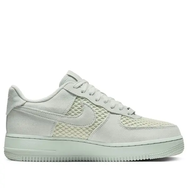 Nike Force 1 '07 Sneakers