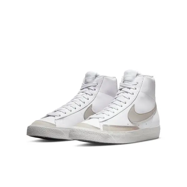 Nike Blazer Mid '77 Se High Top Sneakers - White/grey