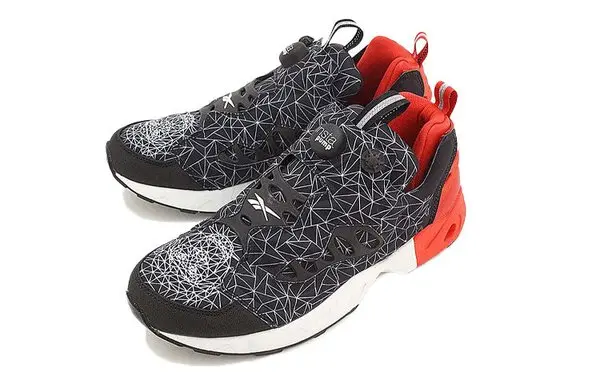 REEBOK Instapump Fury Road "chinese New Year" Low Top Sneakers - Black/red