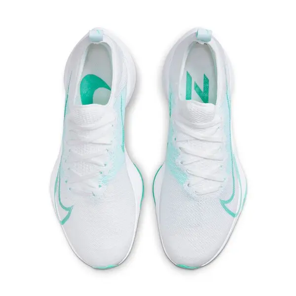 Nike Zoom Tempo Next% Low Top Sneaker