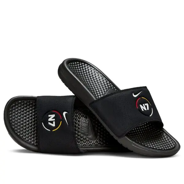 Nike Benassi N7 Slides