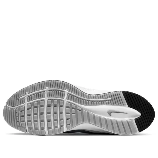 Nike Quest 3 Athletic Sneakers - Light Grey/white