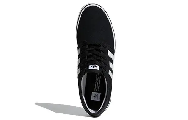 Adidas Seeley Low Top Sneakers - Black