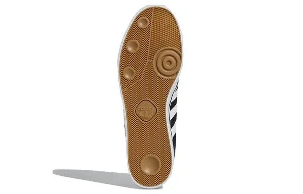 Adidas Seeley Low Top Sneakers - Black