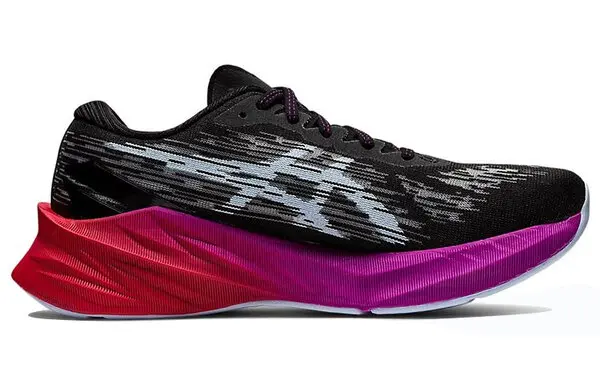 Asics Novablast 3 'soft Sky - Black